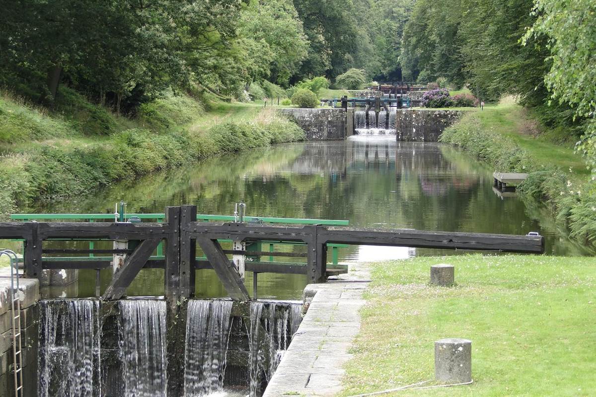 ILLE FLOTTANTE - HÉDÉ-BAZOUGES - FRANCE